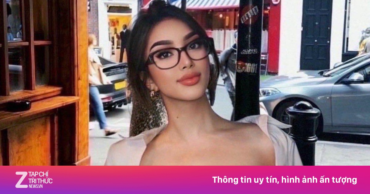 BiVi Vũ xin lỗi vì 'phông bạt' - Giải trí - ZNEWS.VN