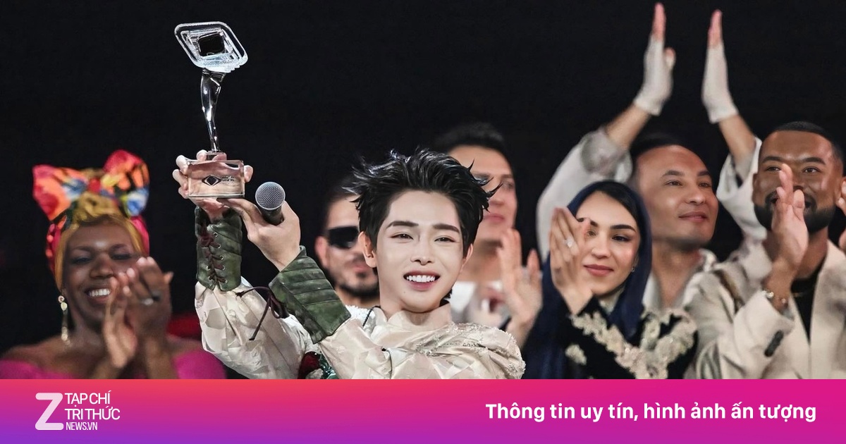 Thủ tướng biểu dương ca sĩ Đức Phúc | Znews.vn