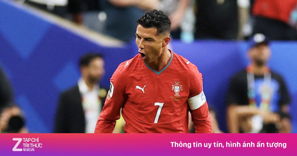 'Anh Bảy' Ronaldo, 'Em Búp Bê' Mbappé gây bão MXH Việt | Znews.vn