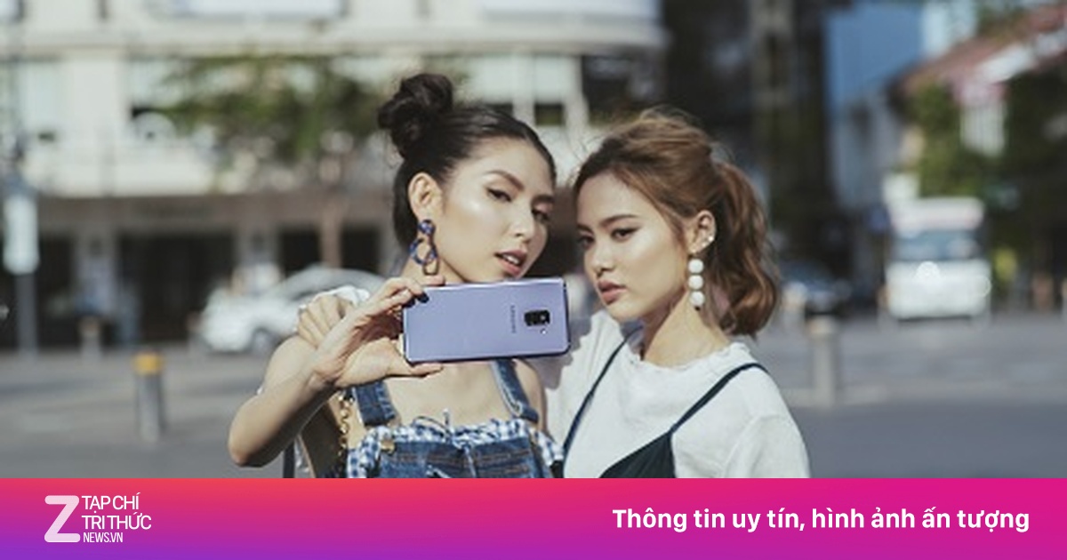 Chụp ảnh street style sang chảnh như Fung La, Thùy Dương | Znews.vn