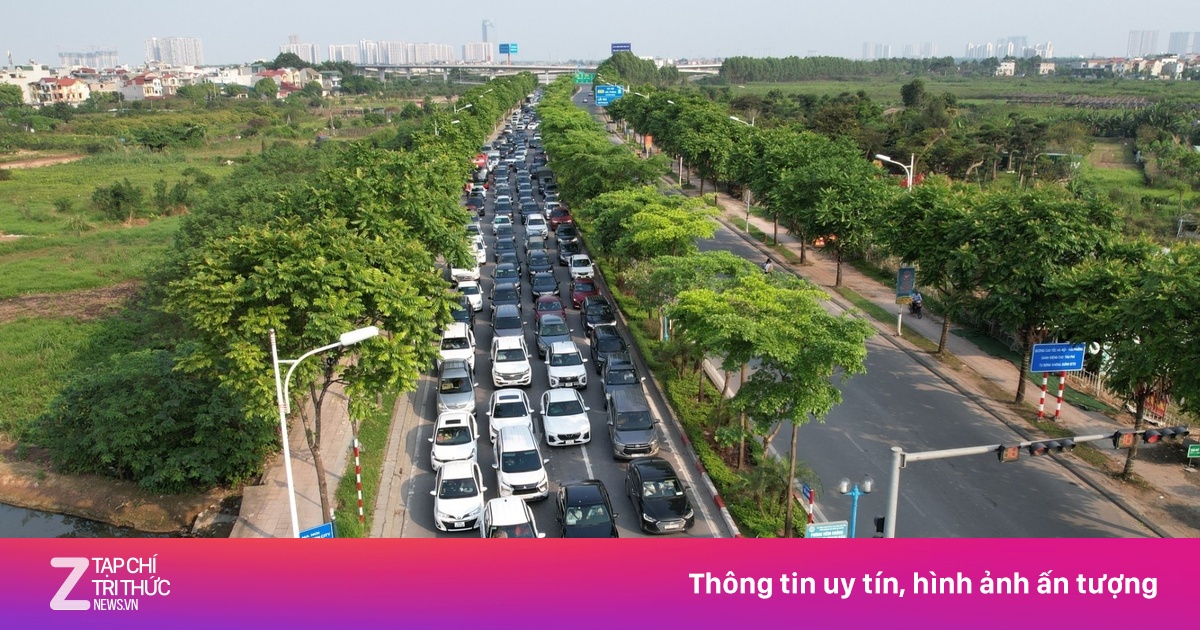 Dòng xe ùn ứ tại cửa ngõ phía đông Hà Nội - Xã hội - ZNEWS.VN