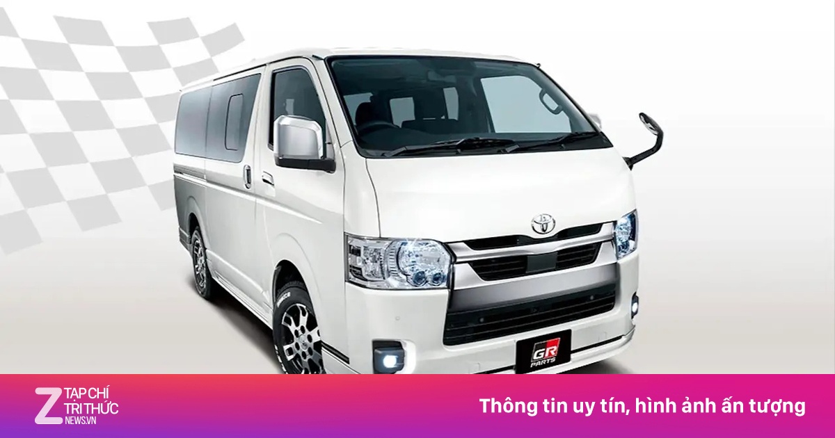 Toyota HiAce lạ mắt với gói độ xe đua | Znews.vn