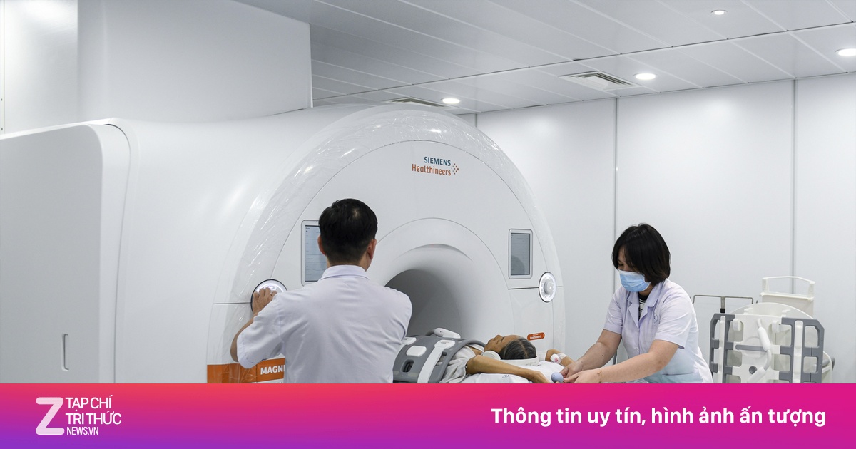 Cận cảnh hệ thống máy CT, MRI giá 120 tỷ đồng ở TP.HCM | Znews.vn