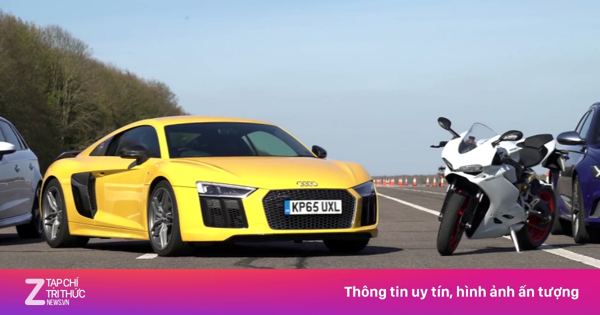 Audi R8 V10 Plus đọ sức siêu môtô mới nhất của Ducati - Xe - ZNEWS.VN