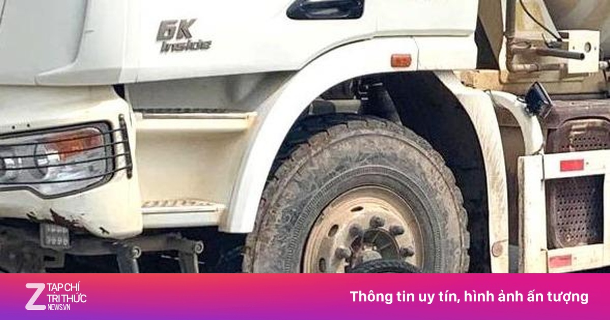 Tài xế thiếu quan sát, xe bồn cuốn người phụ nữ vào gầm - Xã hội - ZNEWS.VN