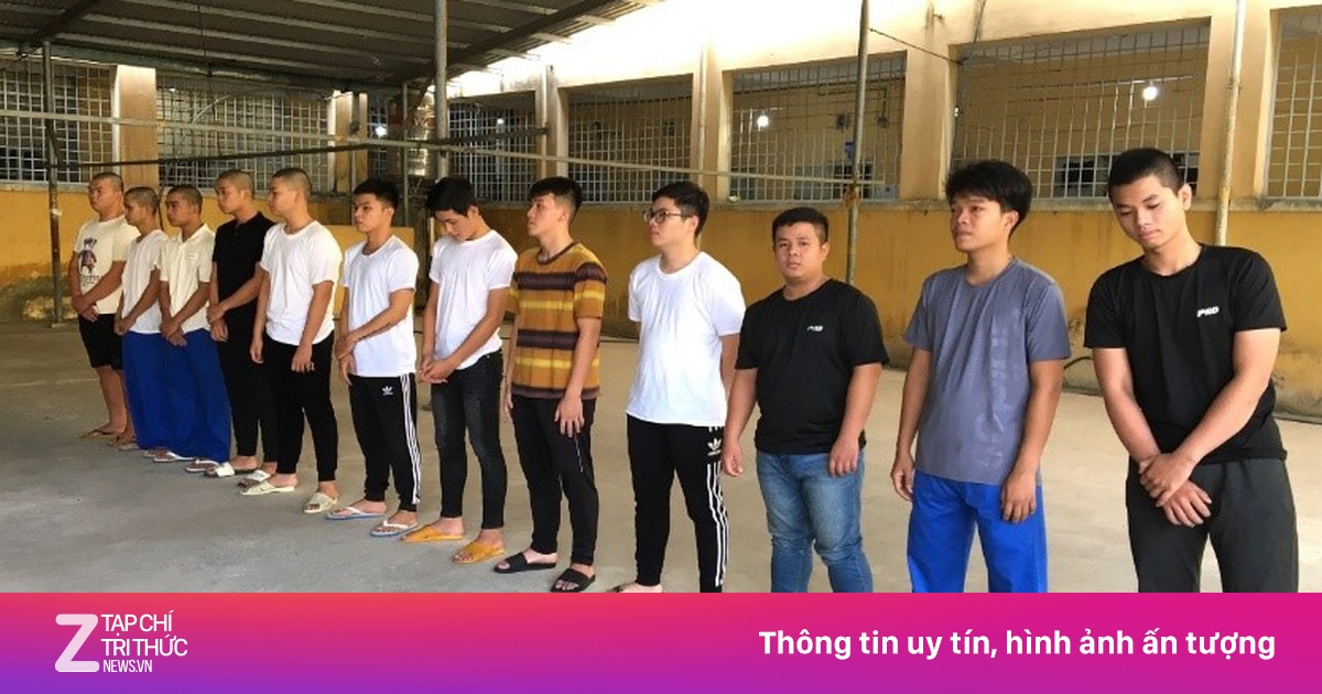 Nhóm thanh niên chống đối, đập phá xe cảnh sát ở Đồng Nai - Pháp luật ...