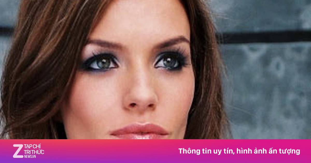 Chị em sinh đôi liên tiếp đăng quang Hoa hậu - Thời trang Sao - ZNEWS.VN