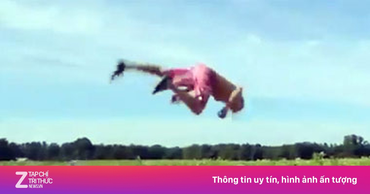 Clip những pha tai nạn hài hước nhất tháng 10 - Ảnh & Video - ZNEWS.VN