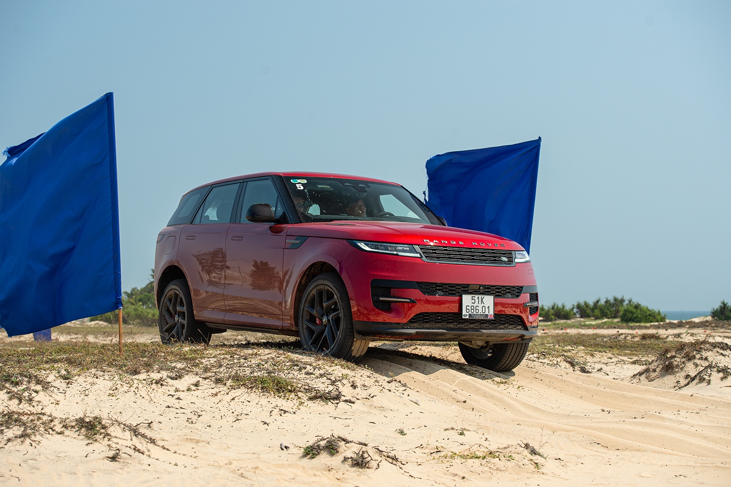 tin tức - Kỹ năng off-road đường cát với Range Rover Sport 2023 | VOZ