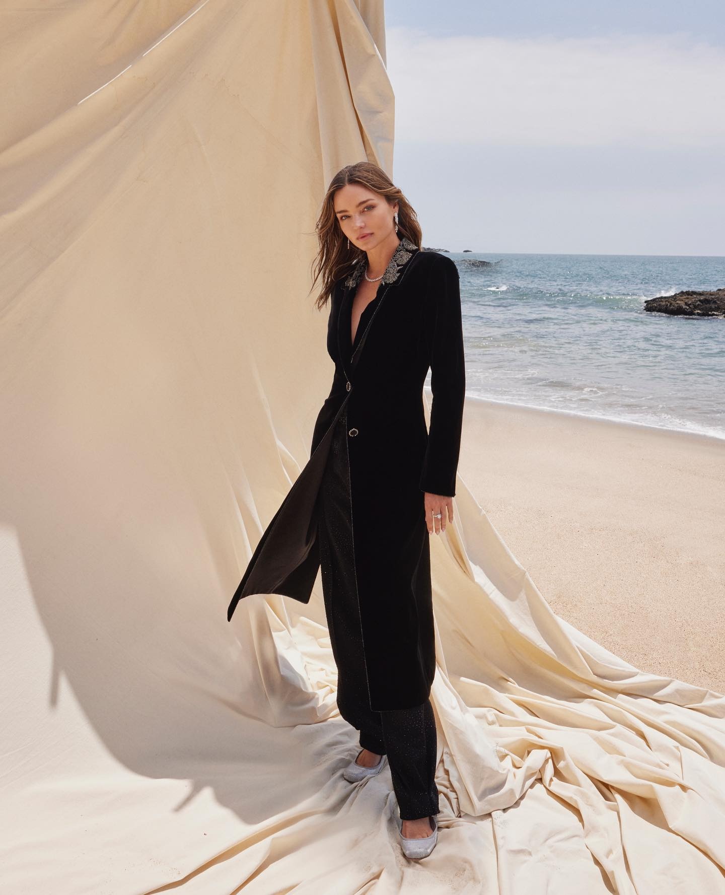 Nhan sắc Miranda Kerr khi mang bầu lần 4 | VOZ