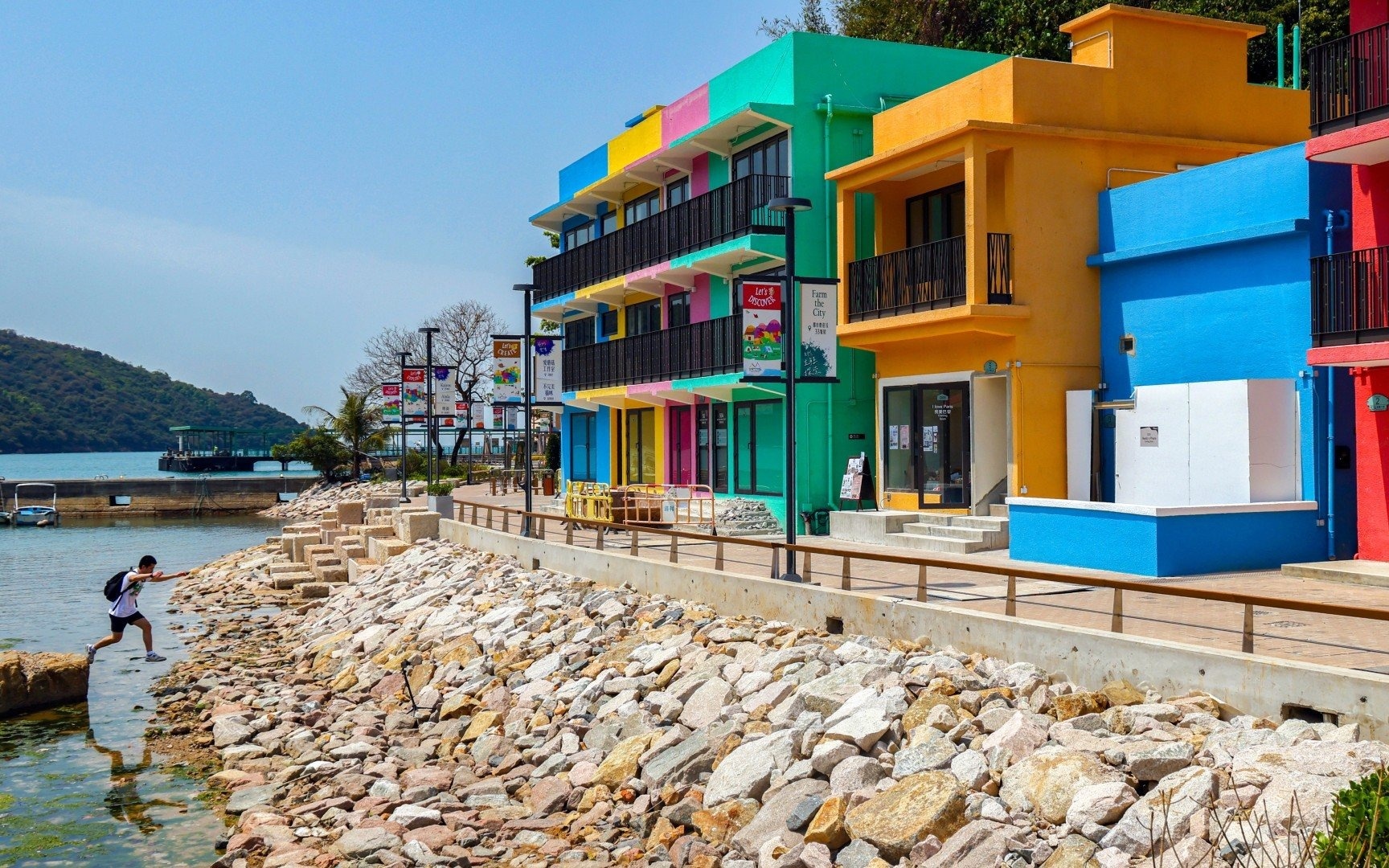 Công viên 'nhà 7 màu' gây sốt tại Hong Kong – LỮ HÀNH ANGELUS