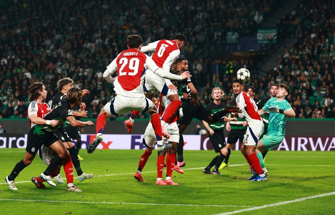 Gabriel Magalhães chế nhạo Gyökeres - Thể thao - ZNEWS.VN