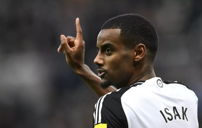 Barca theo sát Isak suốt 4 năm | Znews.vn