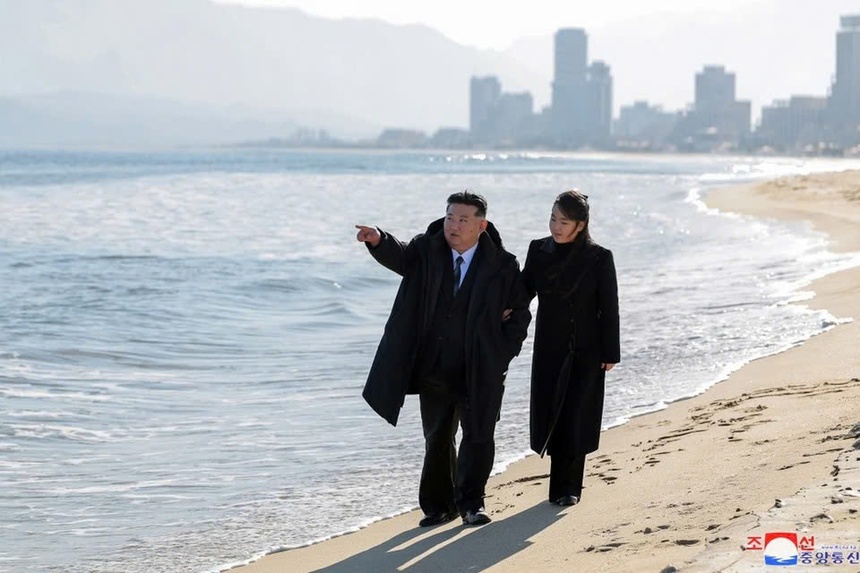 Hình ảnh mới của con gái ông Kim Jong Un | Znews.vn